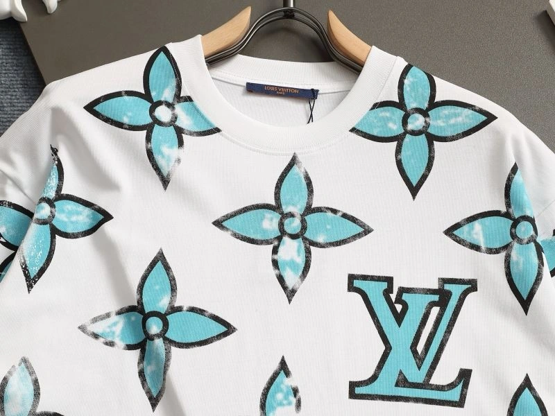 Factory-made Louis Vuitton T-Shirts
