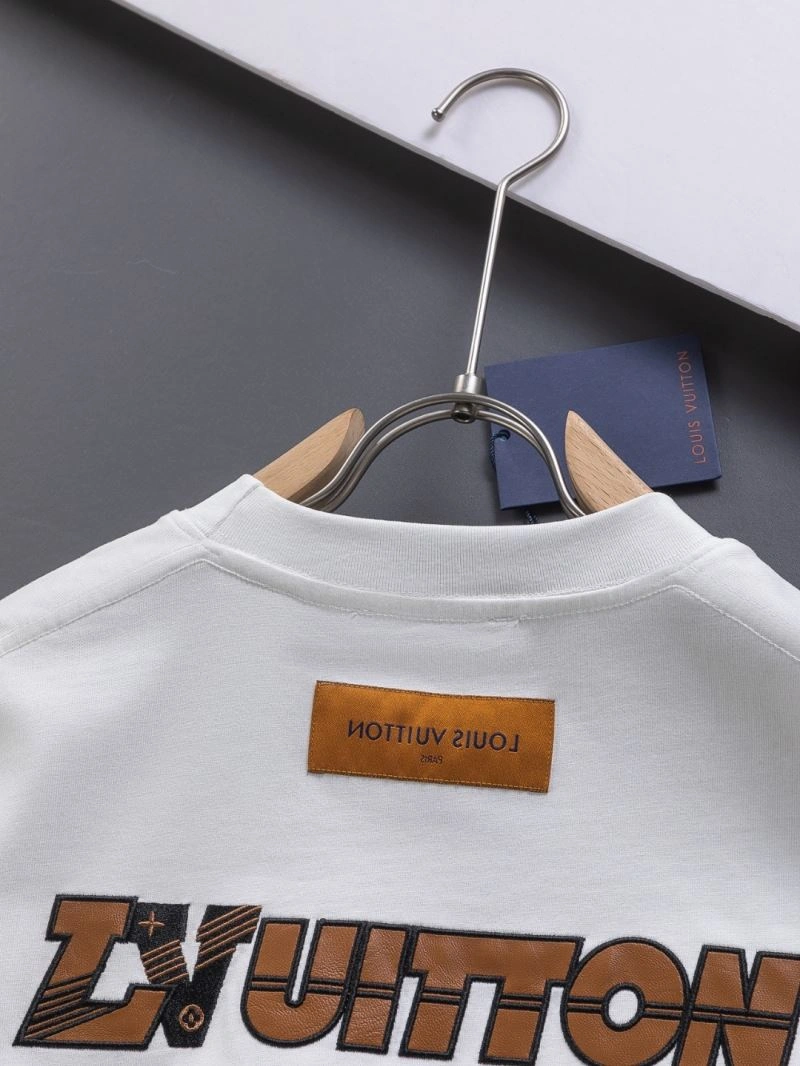 High fidelity Louis Vuitton T-Shirts