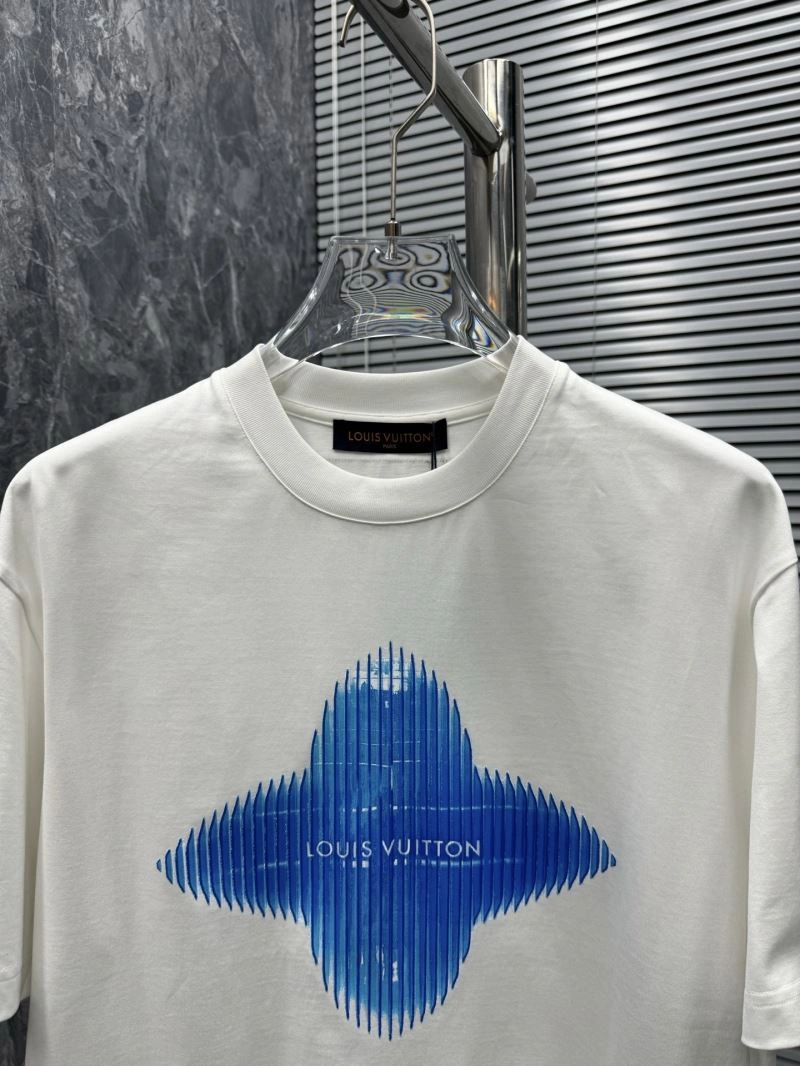 Top mirror Louis Vuitton T-Shirts