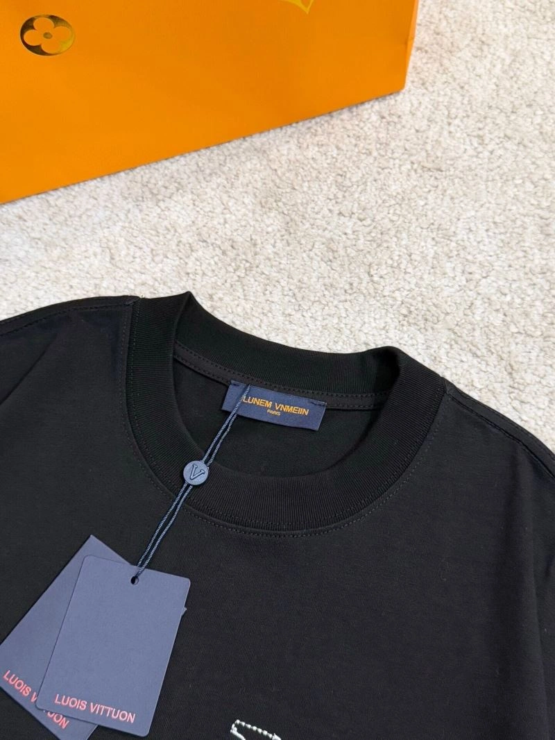 Precise copy Louis Vuitton T-Shirts