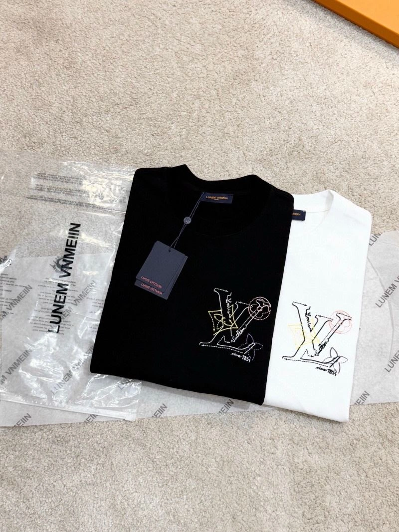 Precise copy Louis Vuitton T-Shirts
