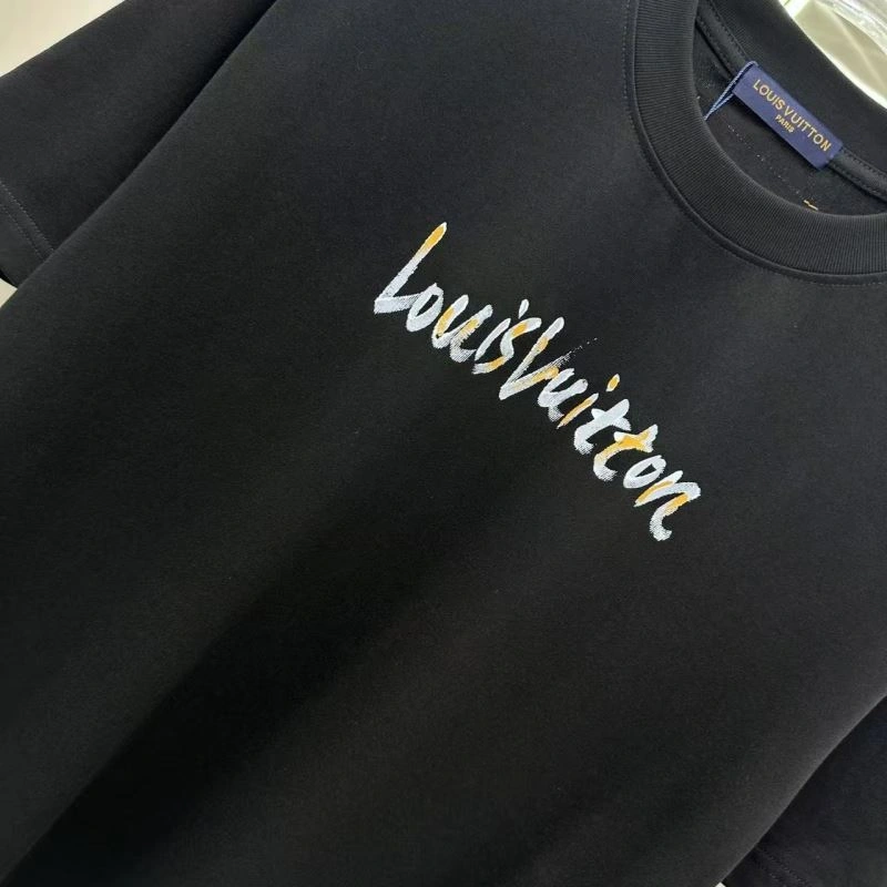 Precise copy Louis Vuitton T-Shirts