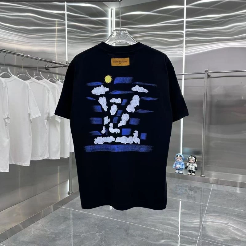 Precise copy Louis Vuitton T-Shirts