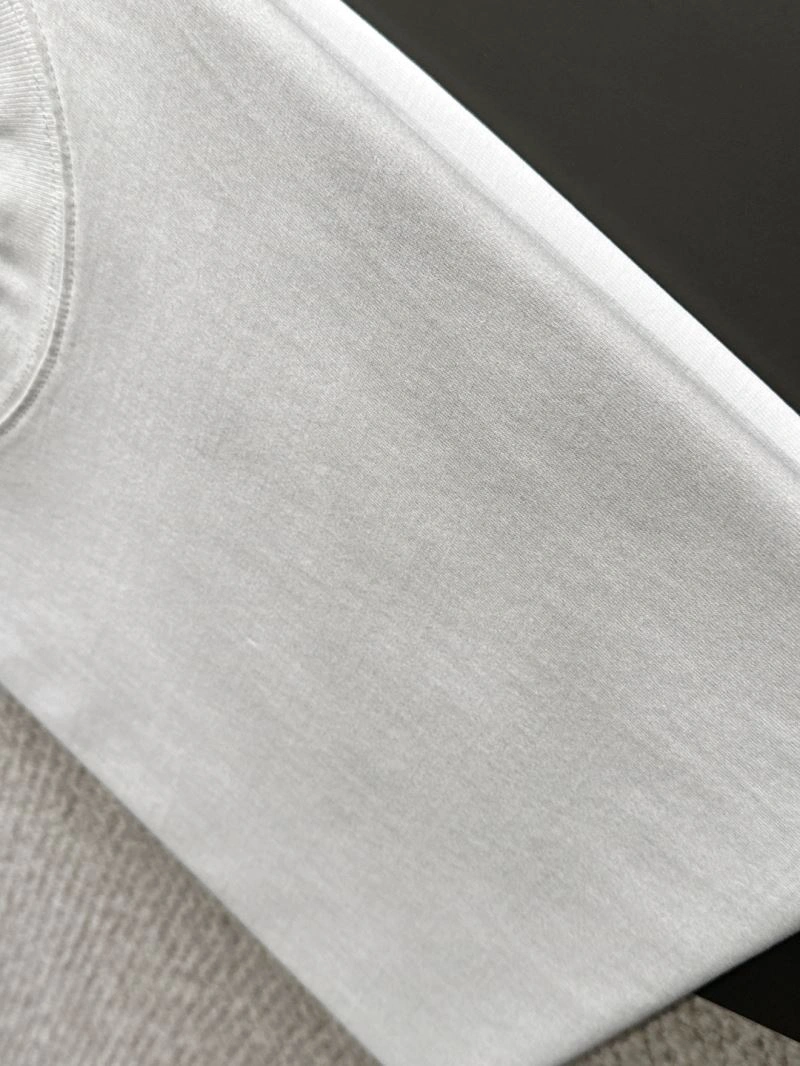 Low-cost Louis Vuitton T-Shirts