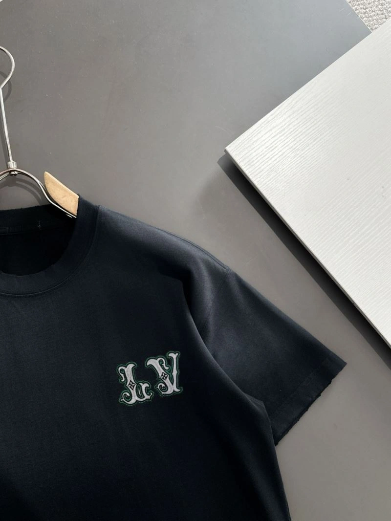 Precise copy Louis Vuitton T-Shirts