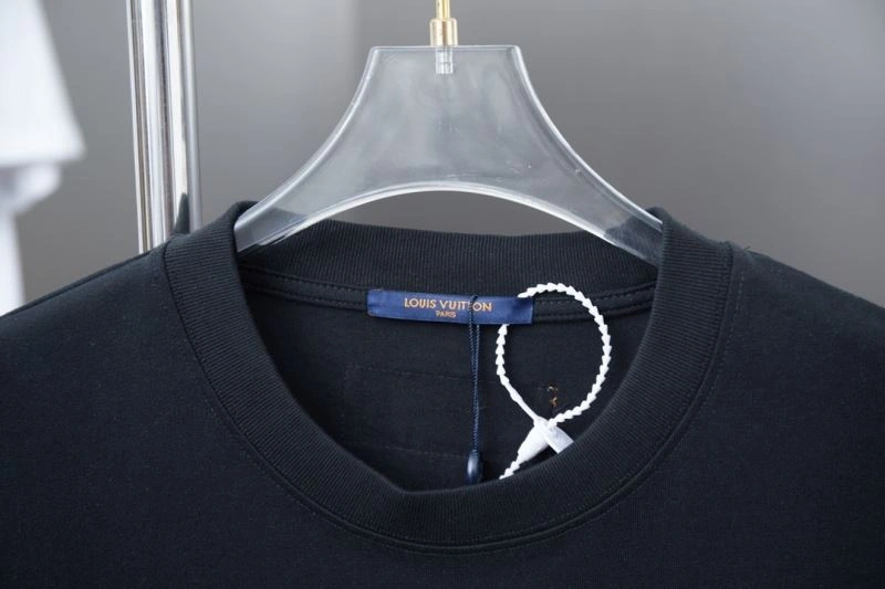 Perfect replica Louis Vuitton T-Shirts