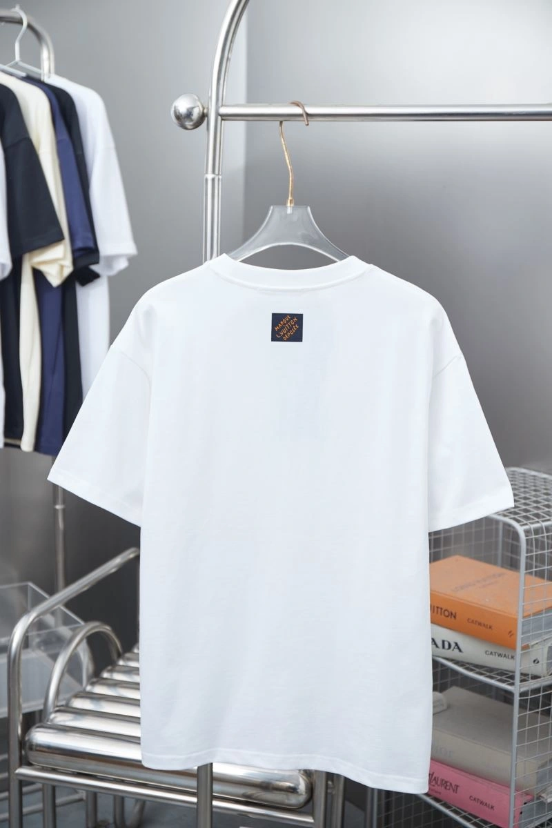 Precise copy Louis Vuitton T-Shirts