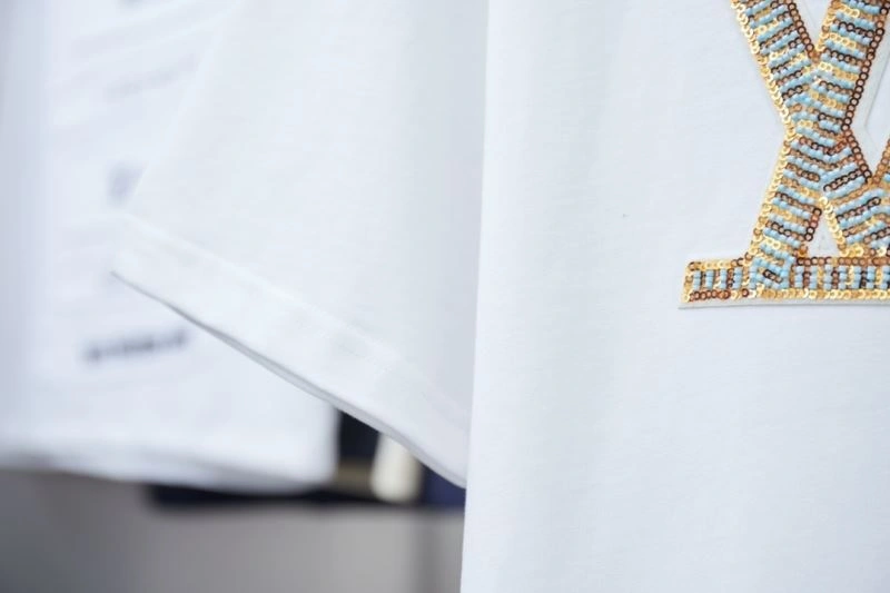 Precise copy Louis Vuitton T-Shirts