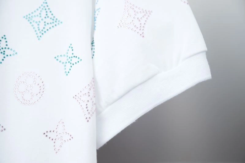 Indistinguishable Louis Vuitton T-Shirts