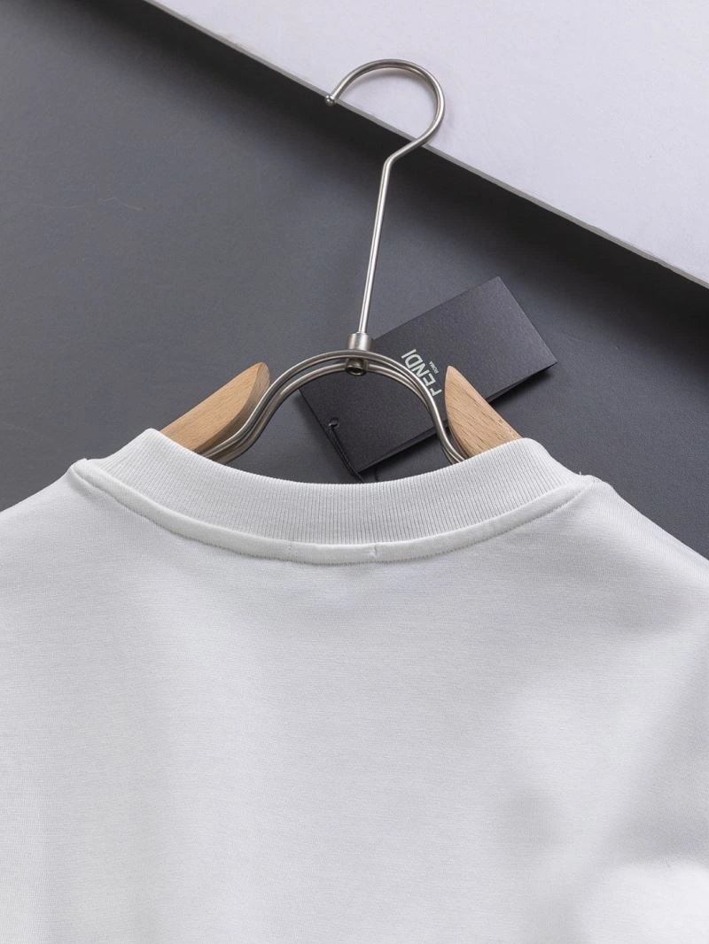 Low-cost Louis Vuitton T-Shirts