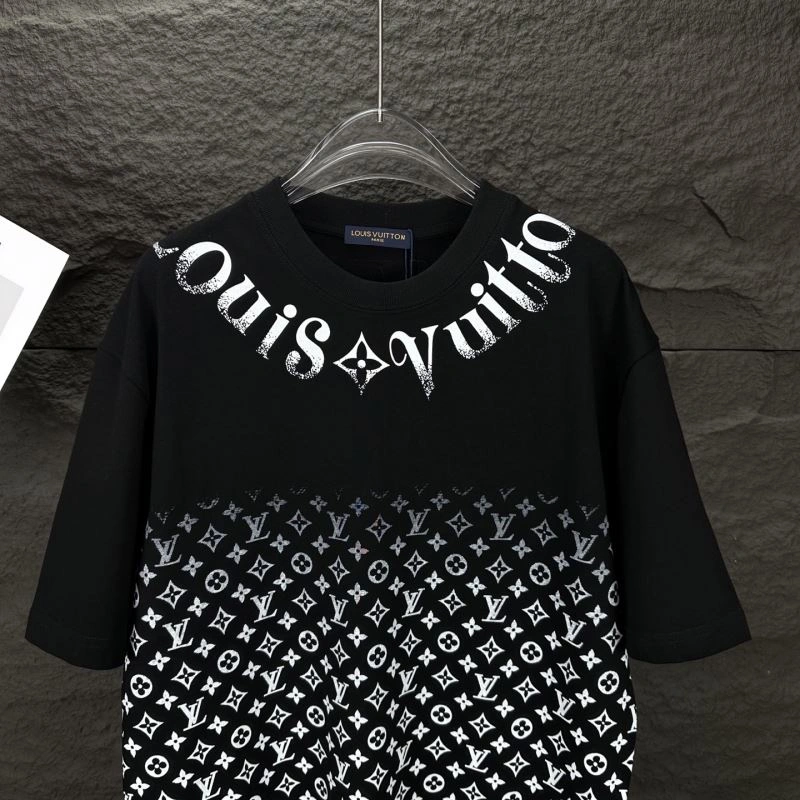 Factory-made Louis Vuitton T-Shirts