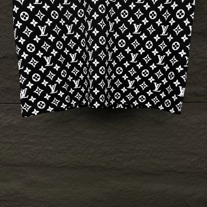 Factory-made Louis Vuitton T-Shirts