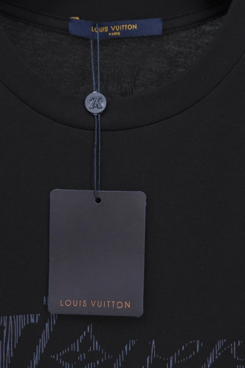 Precise copy Louis Vuitton T-Shirts