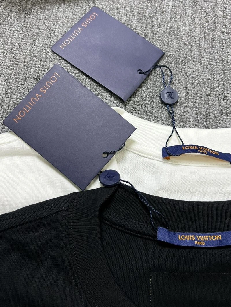 Exact replica Louis Vuitton T-Shirts