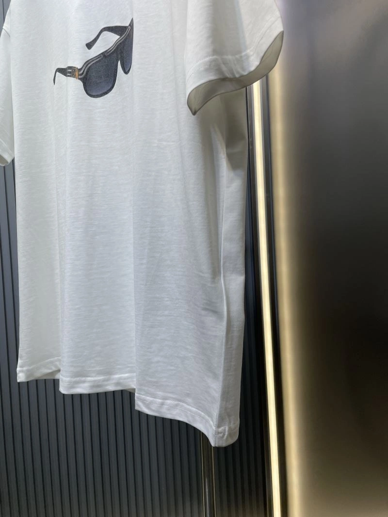Perfect replica Louis Vuitton T-Shirts