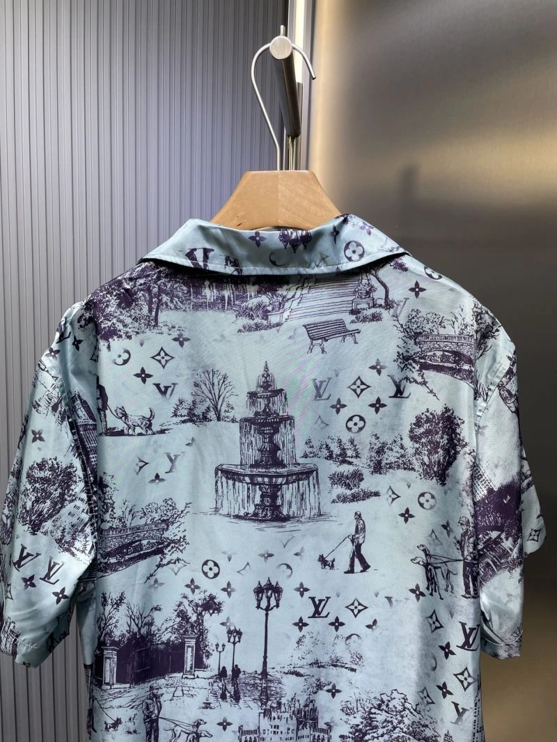Bargain Louis Vuitton T-Shirts