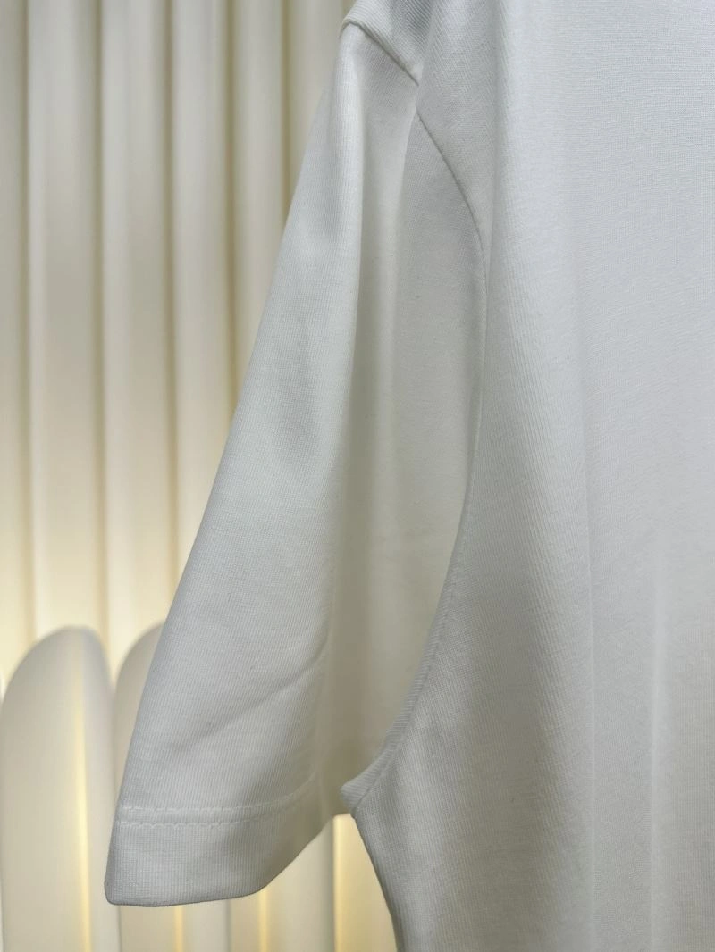 Reasonably priced Louis Vuitton T-Shirts