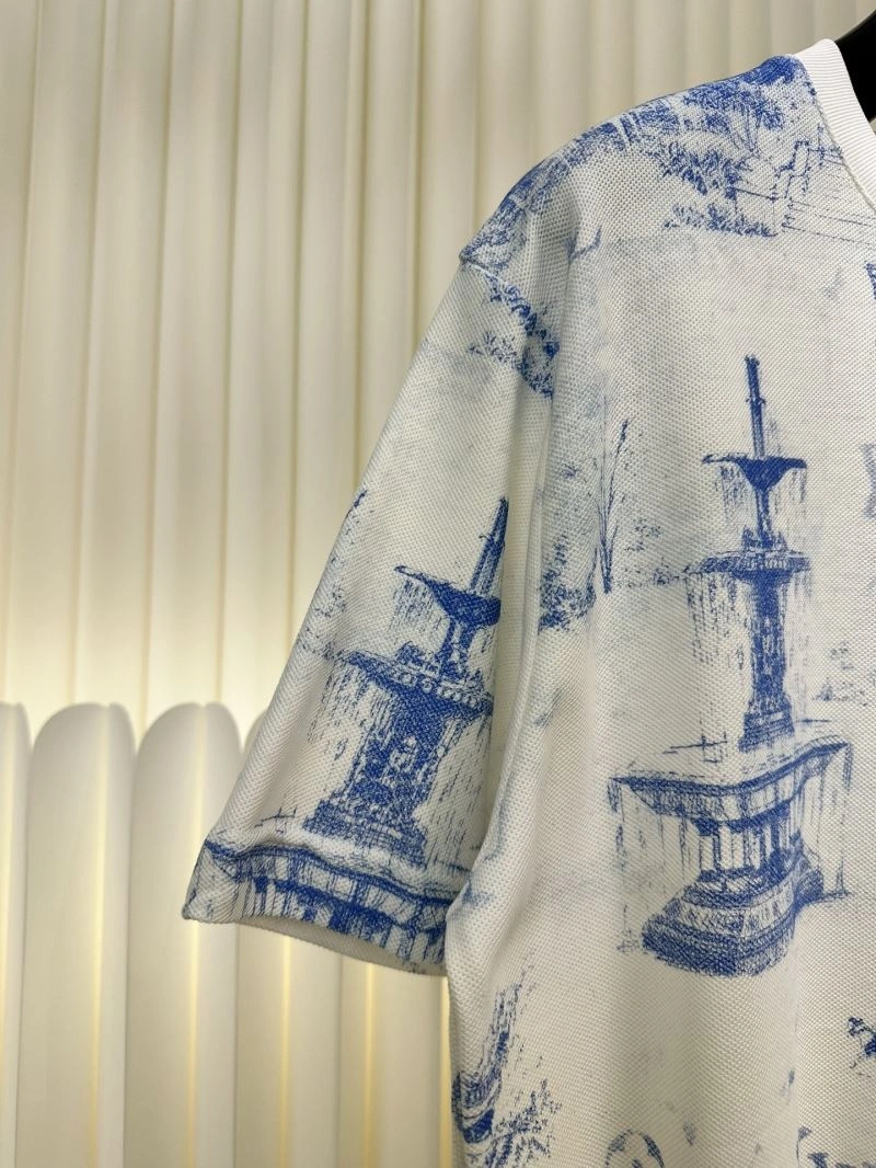 Low-cost Louis Vuitton T-Shirts
