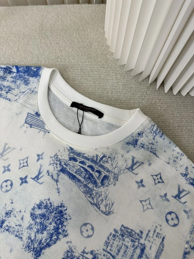 Low-cost Louis Vuitton T-Shirts