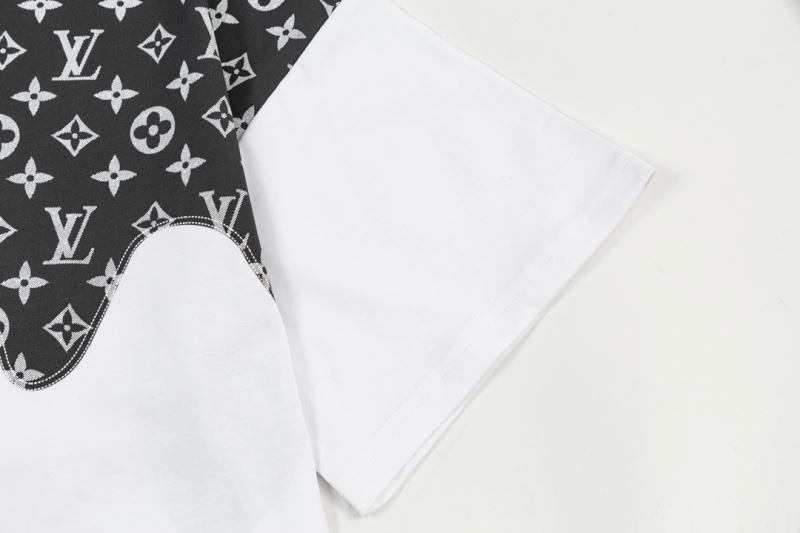 Indistinguishable Louis Vuitton T-Shirts