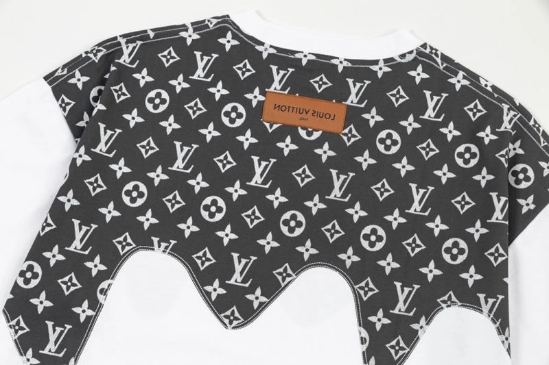Indistinguishable Louis Vuitton T-Shirts