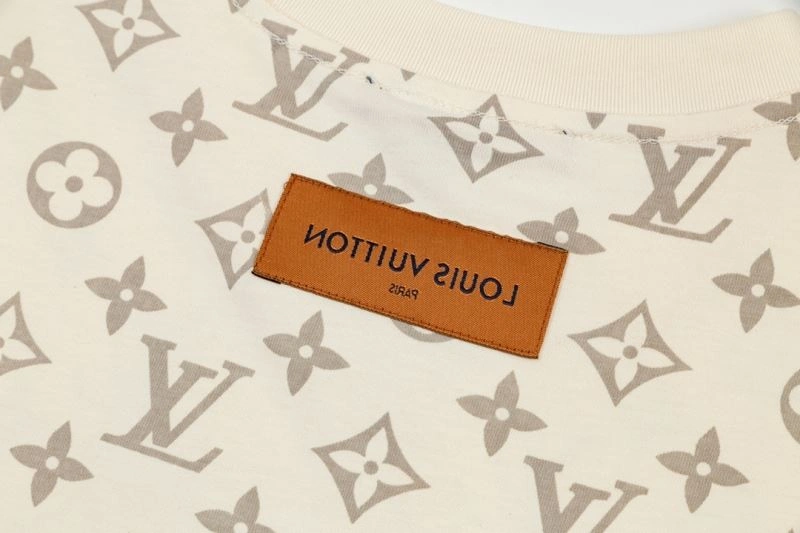 1:1 copy Louis Vuitton T-Shirts