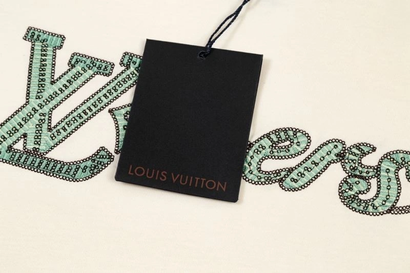 Factory-made Louis Vuitton T-Shirts