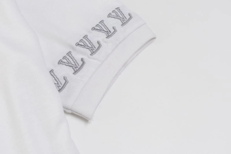 Bargain Louis Vuitton T-Shirts
