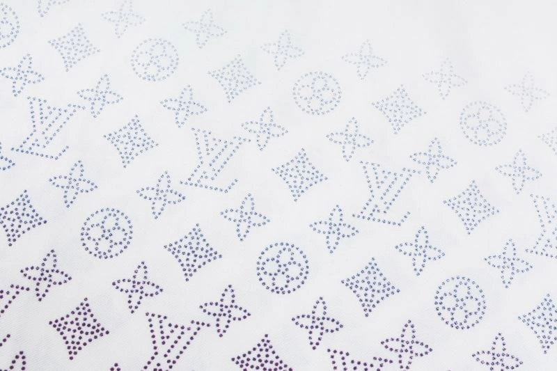 Precise copy Louis Vuitton T-Shirts