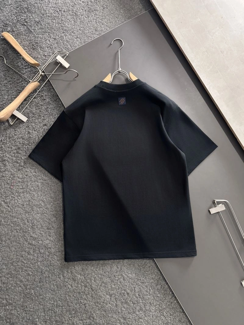 Precise copy Louis Vuitton T-Shirts
