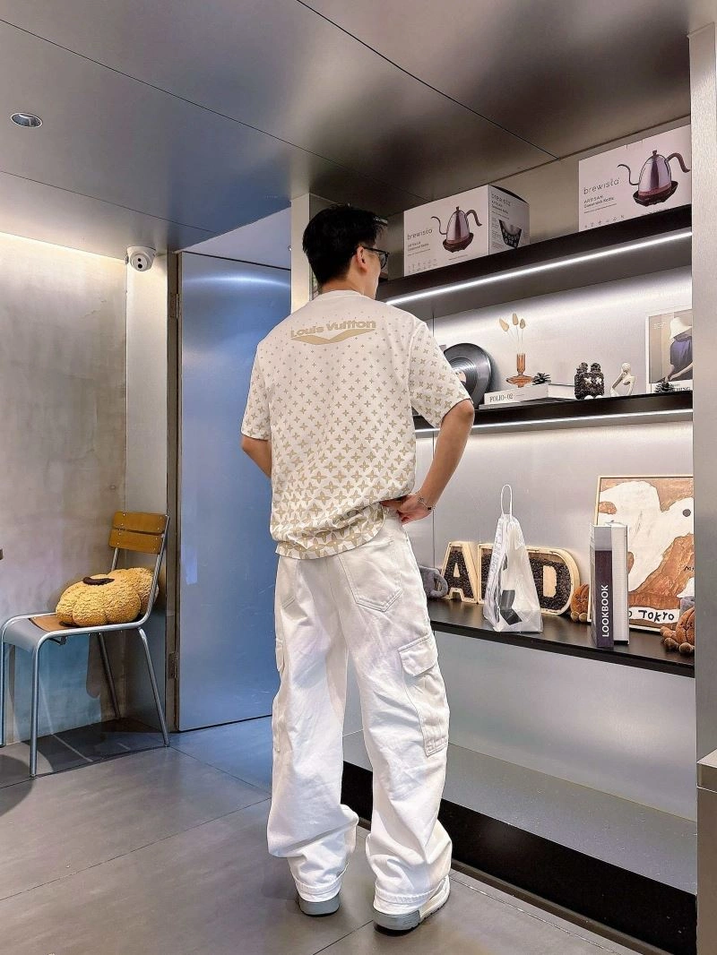 Cut-rate Louis Vuitton T-Shirts