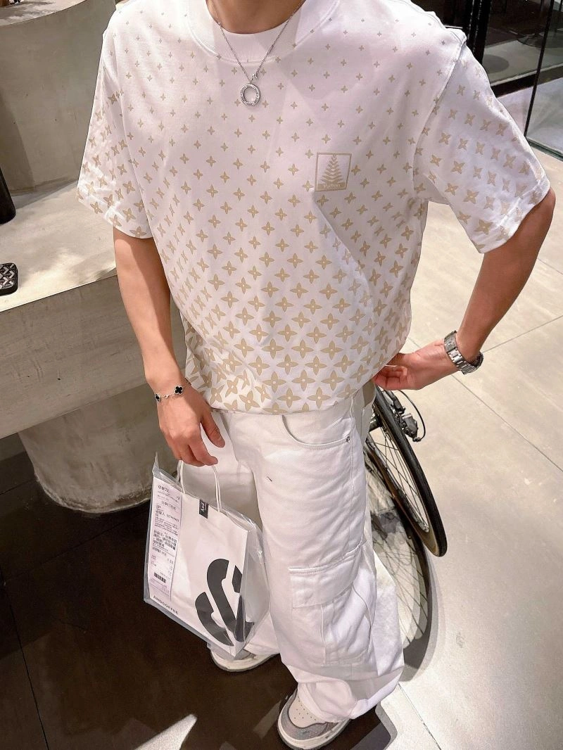 Cut-rate Louis Vuitton T-Shirts