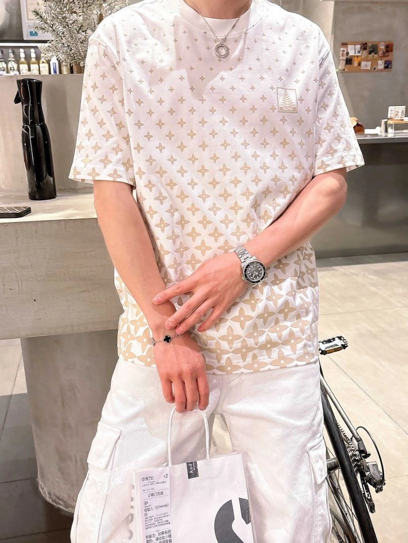 Cut-rate Louis Vuitton T-Shirts