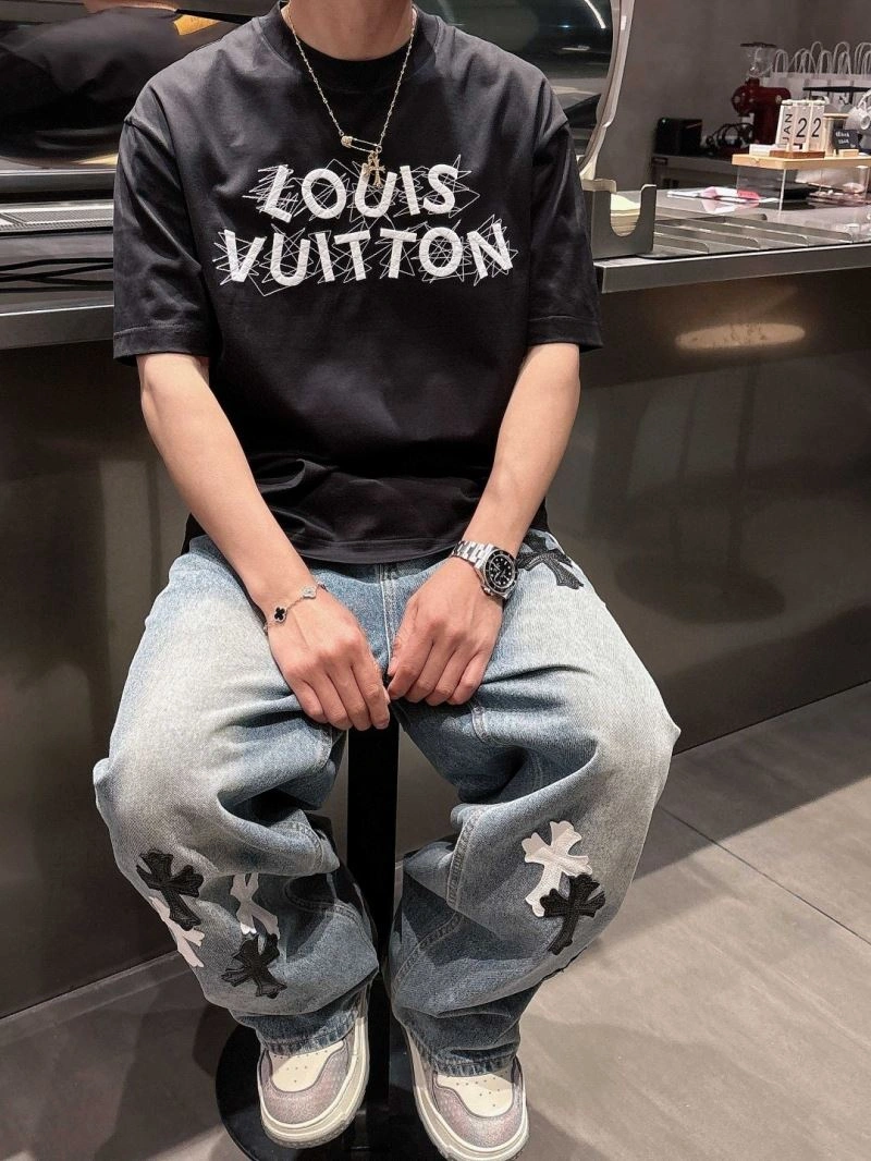 Low-cost Louis Vuitton T-Shirts