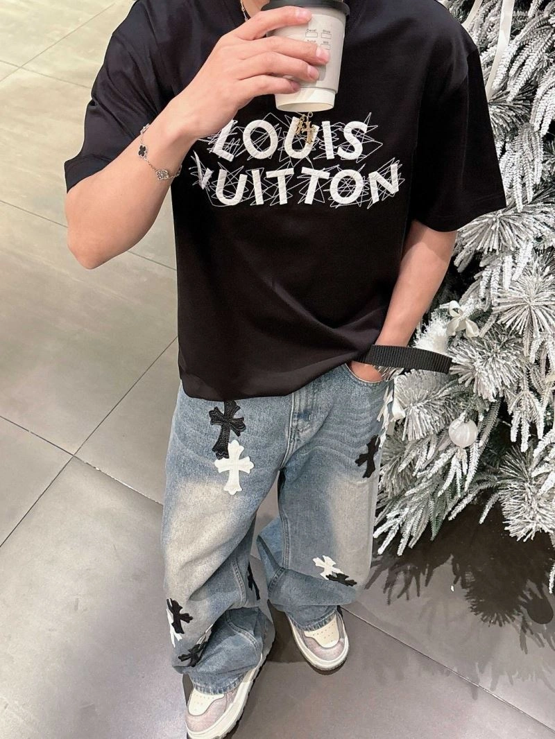Low-cost Louis Vuitton T-Shirts