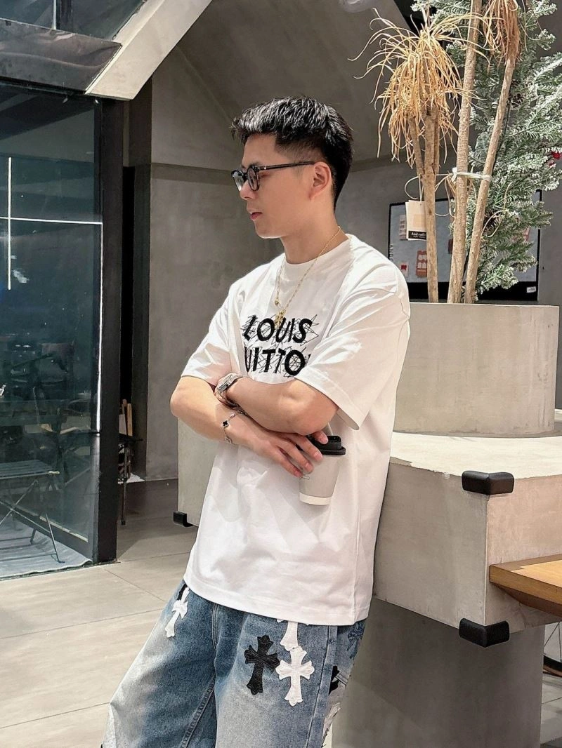 Perfect replica Louis Vuitton T-Shirts