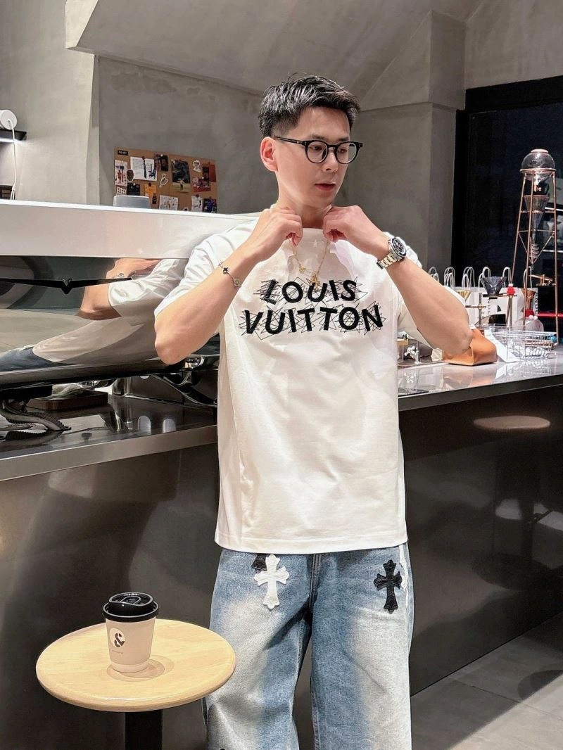 Perfect replica Louis Vuitton T-Shirts