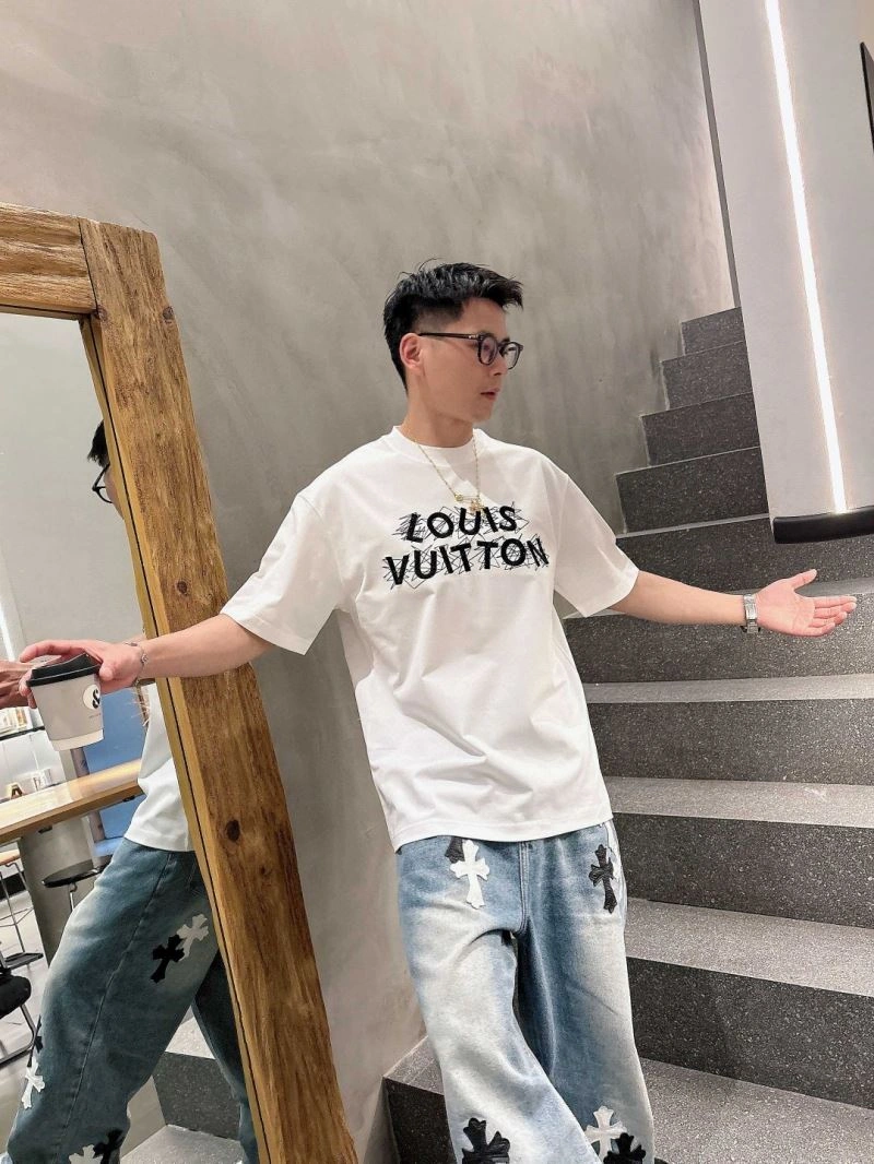 Perfect replica Louis Vuitton T-Shirts