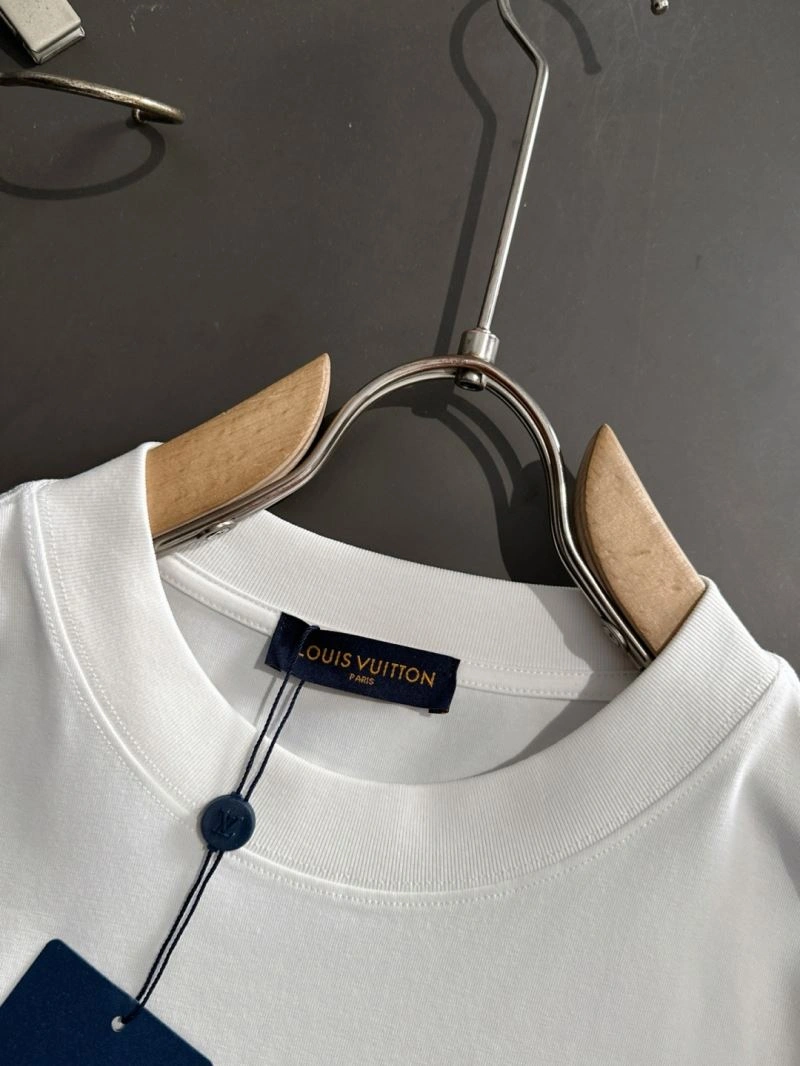 Perfect replica Louis Vuitton T-Shirts