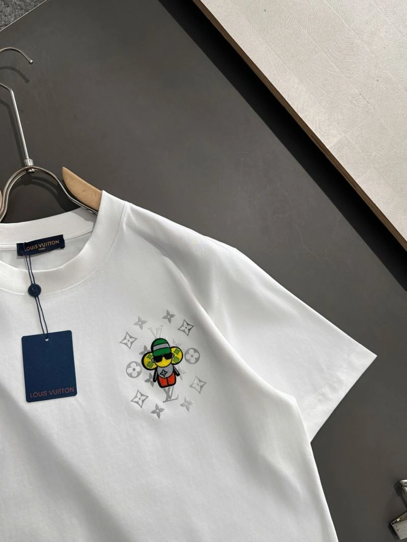 Perfect replica Louis Vuitton T-Shirts