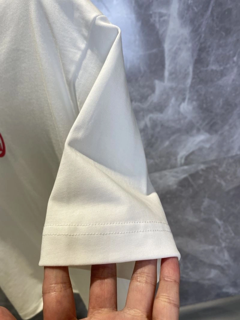 High fidelity Louis Vuitton T-Shirts