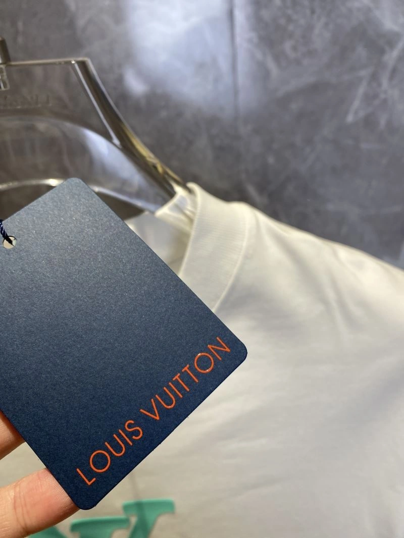 High fidelity Louis Vuitton T-Shirts