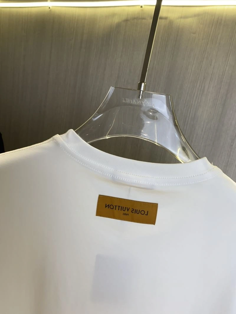 Factory-made Louis Vuitton T-Shirts