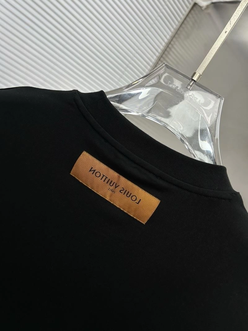 Low-cost Louis Vuitton T-Shirts