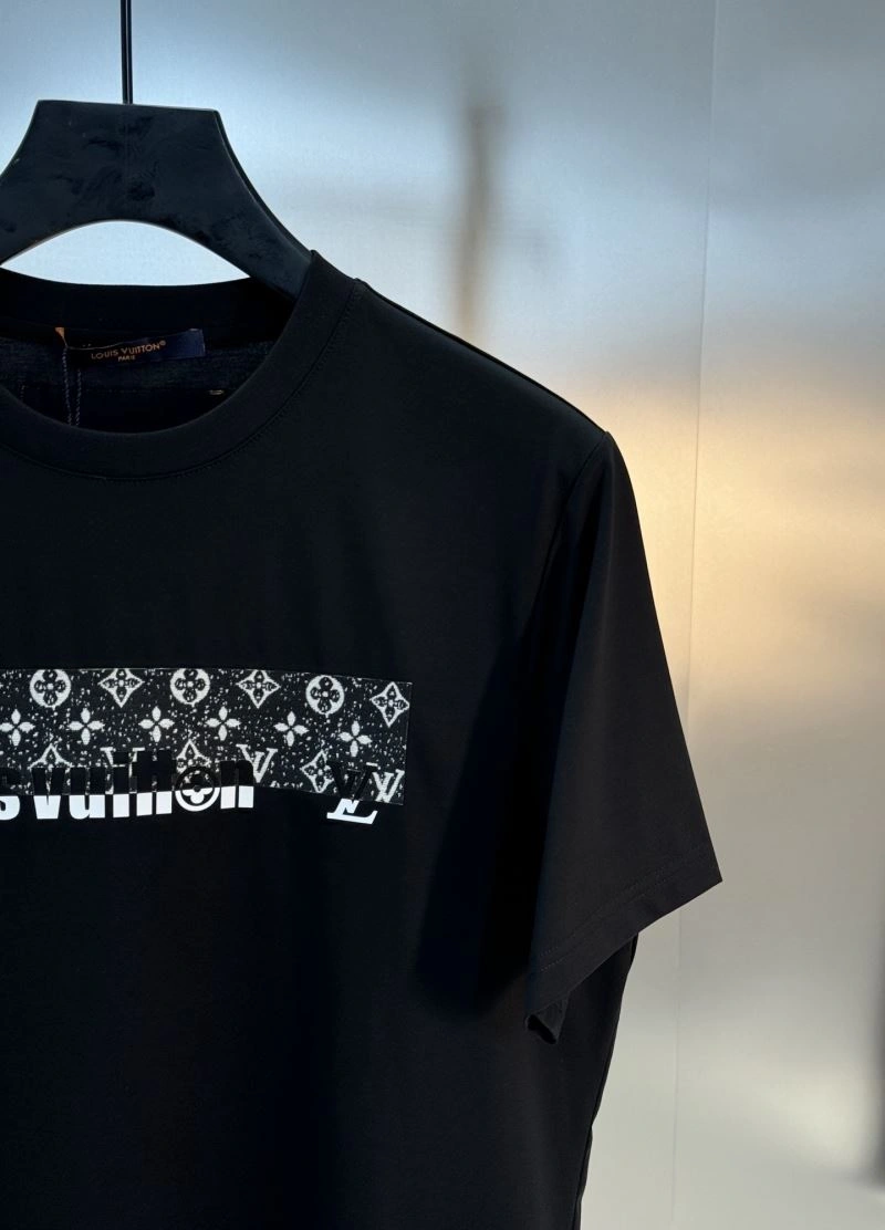 Factory-made Louis Vuitton T-Shirts