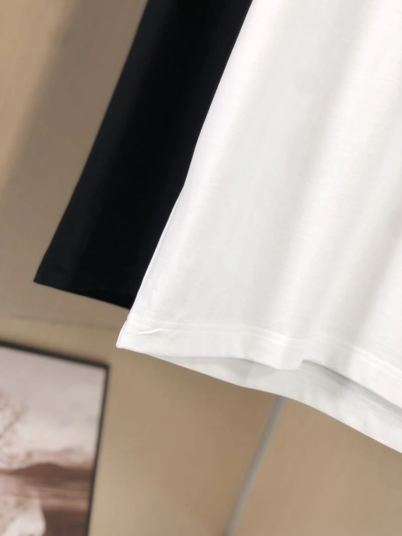 Official Louis Vuitton T-Shirts
