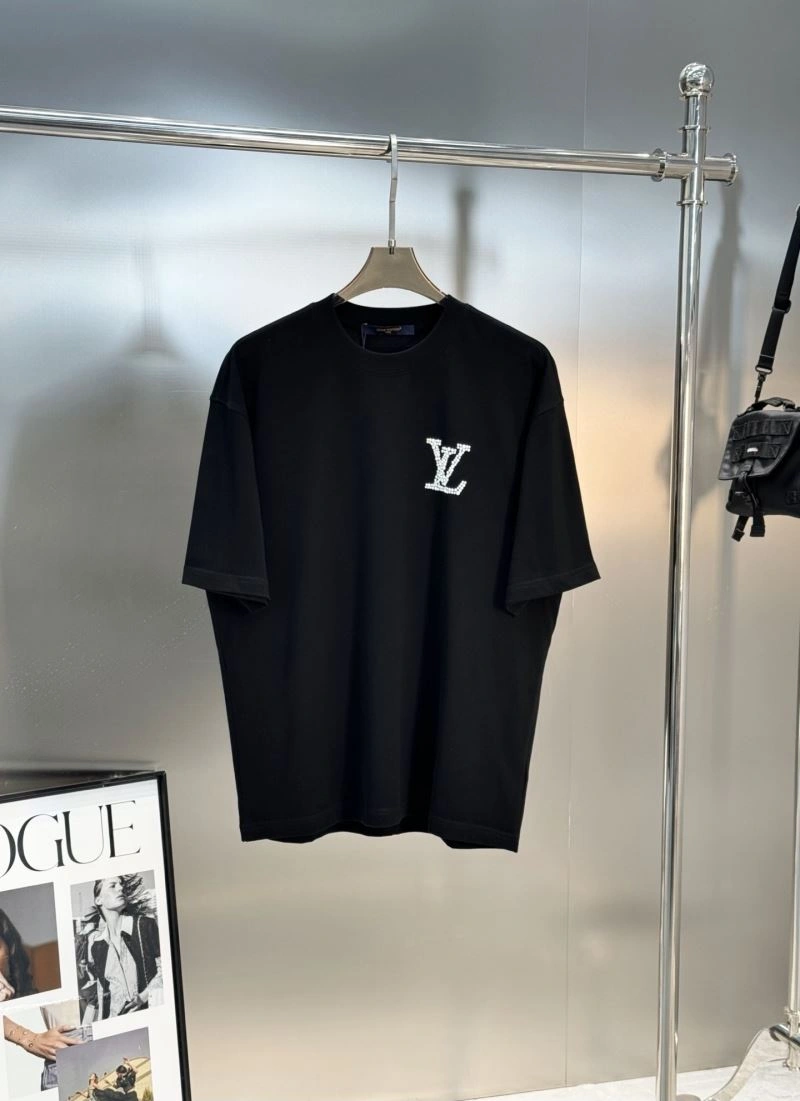 Bargain Louis Vuitton T-Shirts
