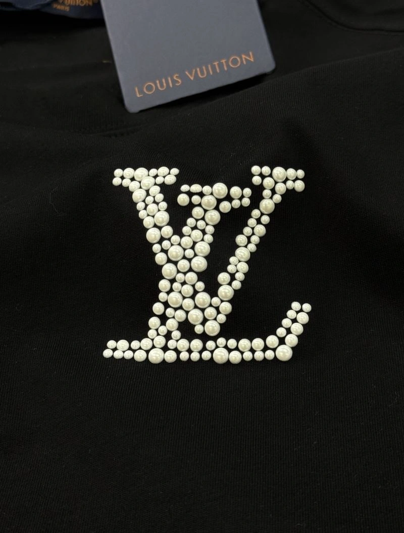 Bargain Louis Vuitton T-Shirts