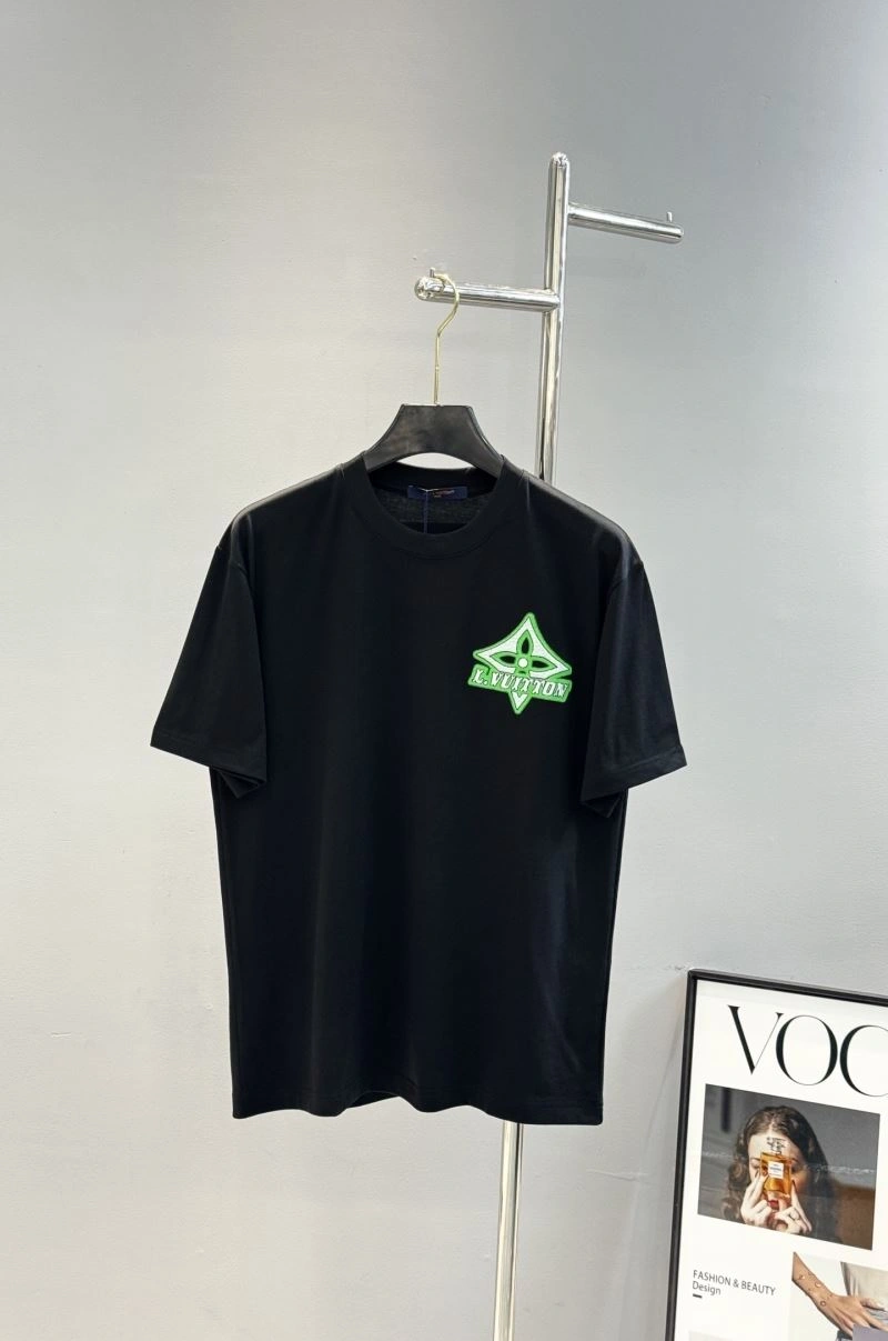 Bargain Louis Vuitton T-Shirts