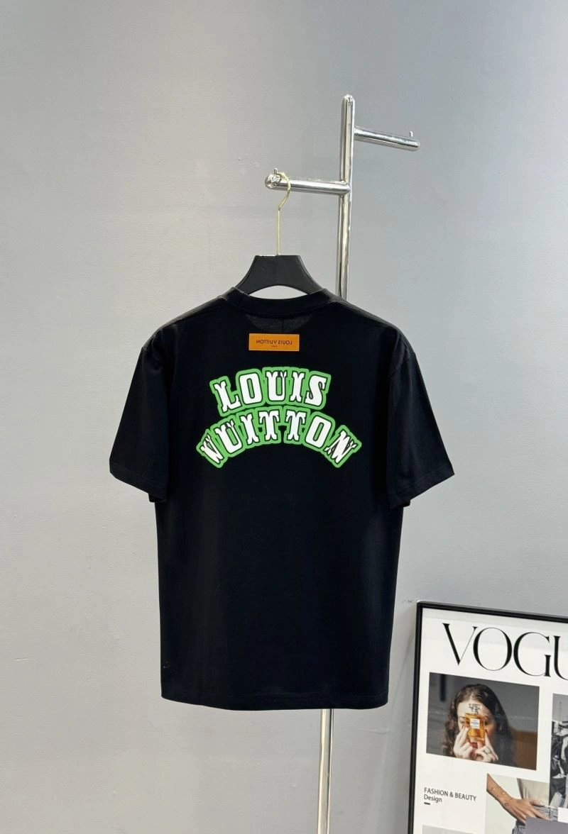 Bargain Louis Vuitton T-Shirts